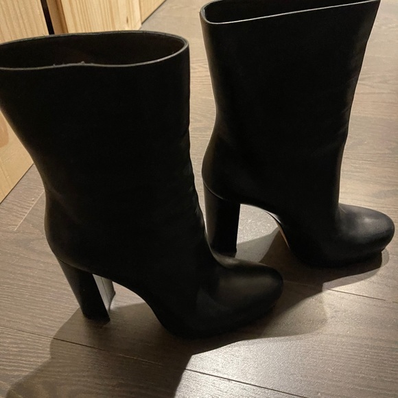 Theory | Shoes | Theory Platform Leather Boots 385 | Poshmark